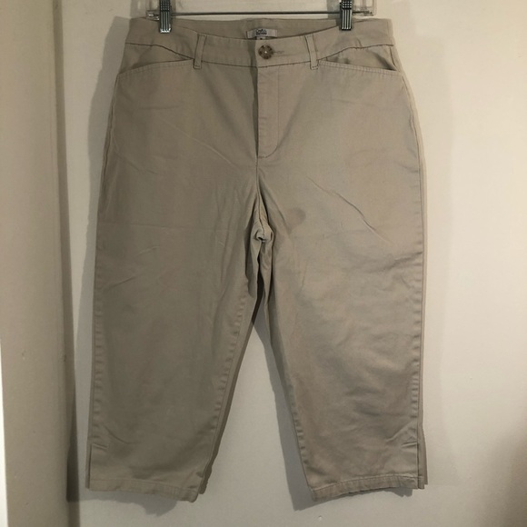 croft & barrow | Pants & Jumpsuits | Croft Barrow Khaki Capri Pants ...